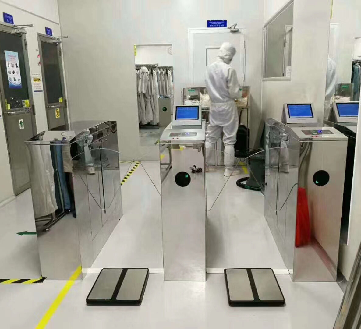 Studi Kasus: Sistem ESD Terintegrasi Zento dan Penghalang Flap Turnstile di Rumah Sakit India